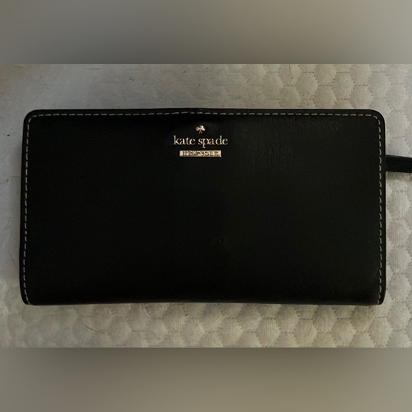 kate spade | Bags | Black Kate Spade Wallet | Poshmark